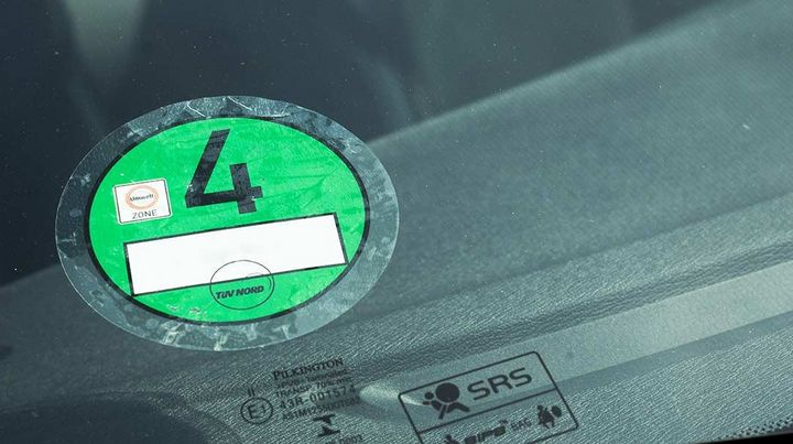 Milieusticker bestellen | DEKRA Automotive | Snelle levering